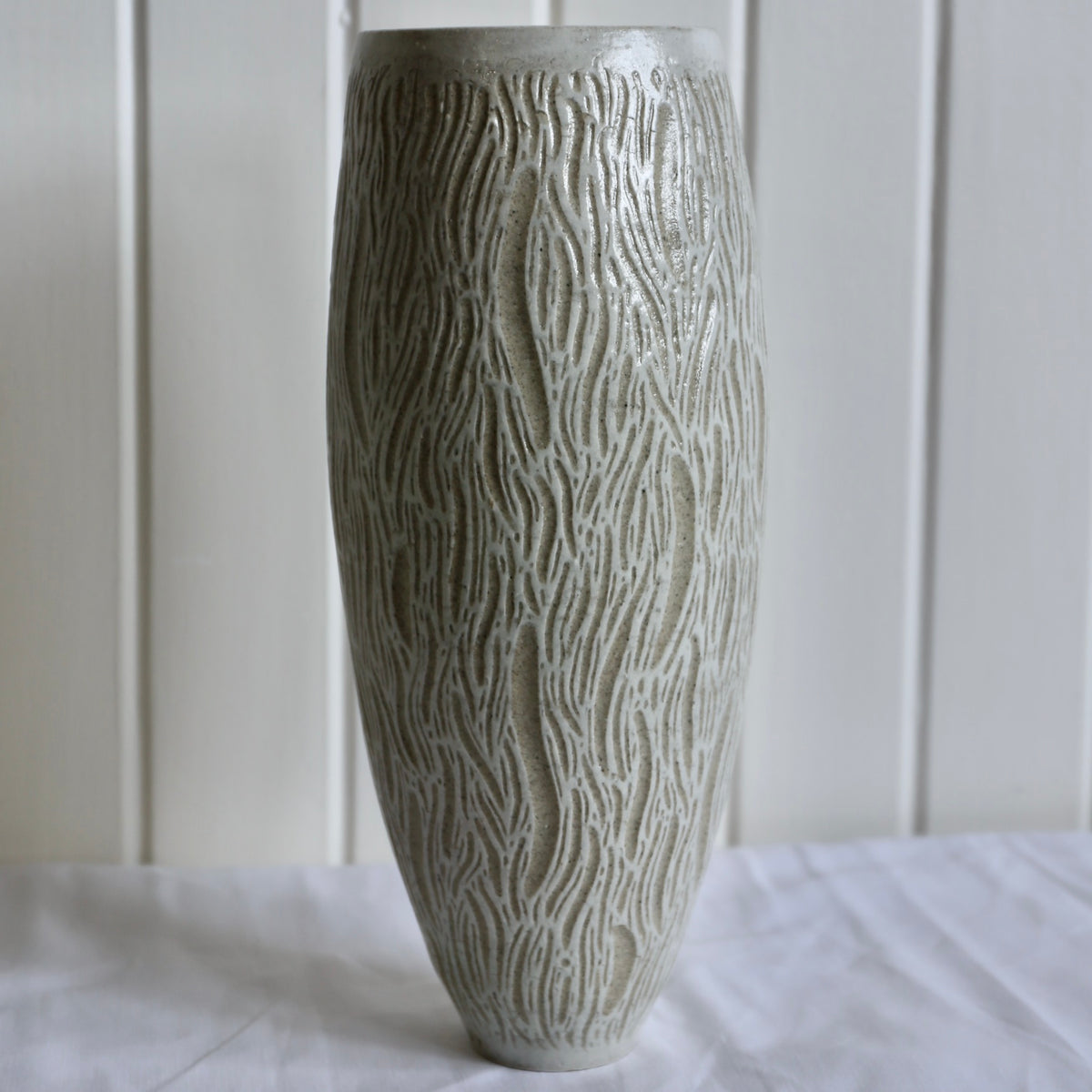 Robbie Kerr - Large Vase White Sandy Carved Vase (rke048) – Mundaring ...